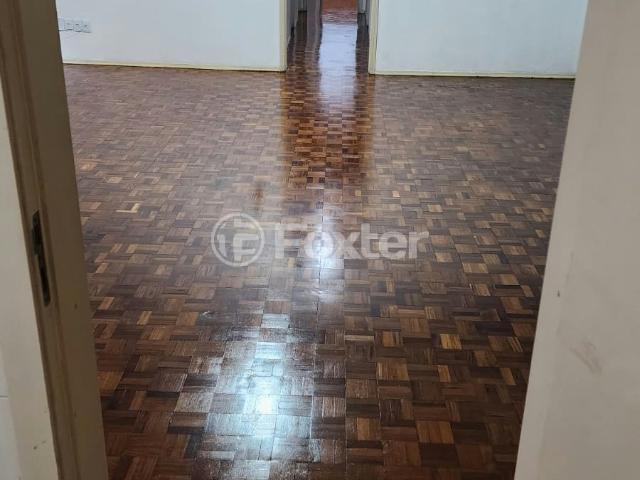Apartamento em condomínio com 4 dormitórios em Porto Alegre