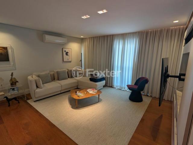 Apartamento em condomínio com 4 dormitórios em São Paulo