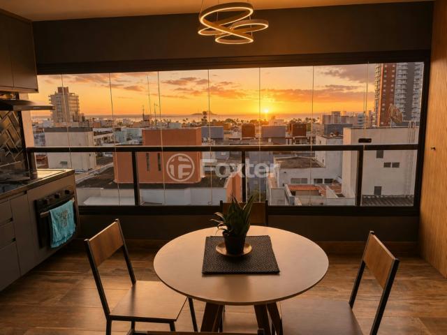 Apartamento em condomínio com 1 dormitórios em Guarujá