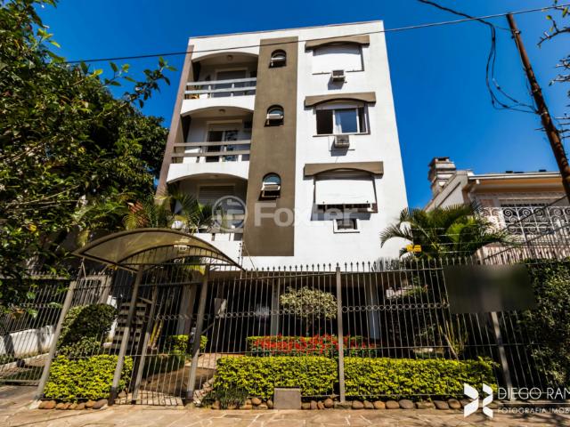 Apartamento em condomínio com 1 dormitórios em Porto Alegre