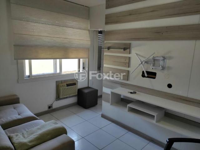 Apartamento em condomínio com 1 dormitórios em Porto Alegre