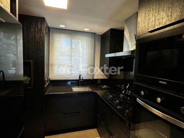Apartamento em condomínio com 1 dormitórios em Porto Alegre