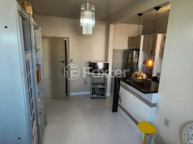 Apartamento em condomínio com 1 dormitórios em Porto Alegre