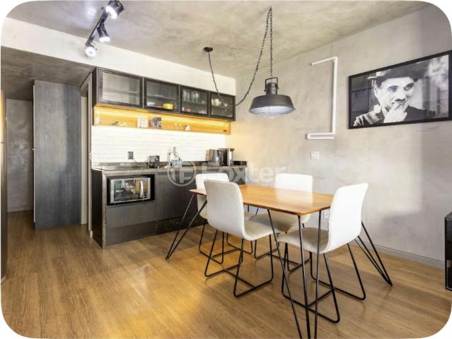 Apartamento em condomínio com 1 dormitórios em São Paulo