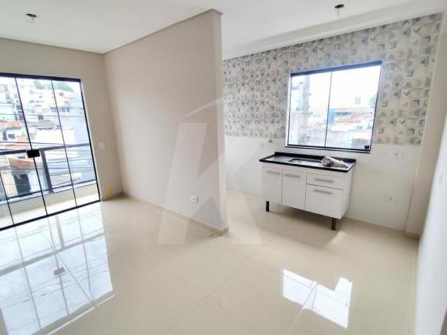 Apartamento em condomínio com 2 dormitório com vaga no Parque Vitória
