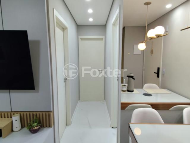 Apartamento em condomínio com 2 dormitórios em Porto Alegre