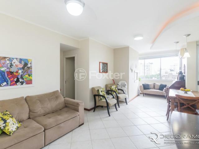 Apartamento em condomínio com 2 dormitórios em Porto Alegre