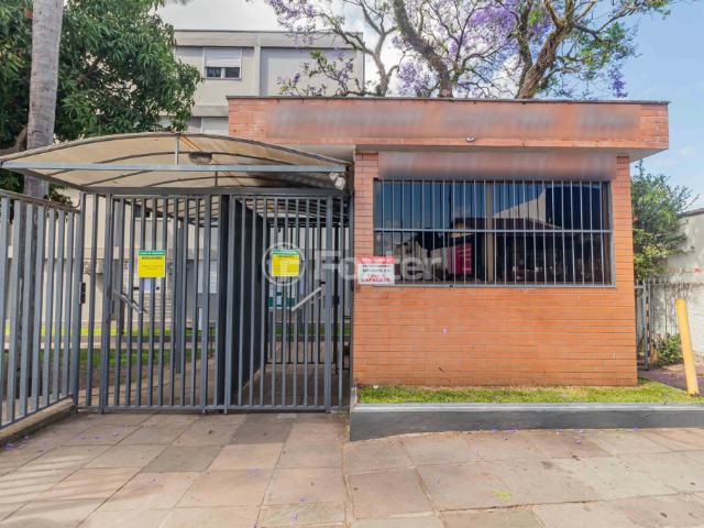 Apartamento em condomínio com 2 dormitórios em Porto Alegre