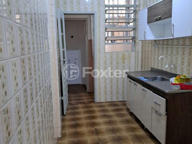 Apartamento em condomínio com 2 dormitórios em Porto Alegre