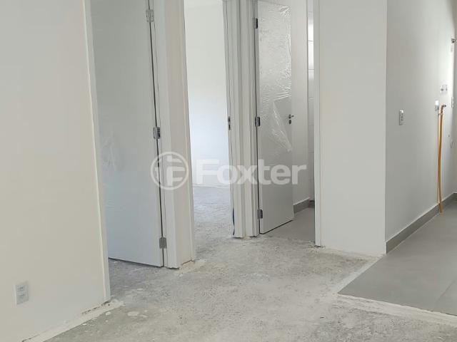 Apartamento em condomínio com 2 dormitórios em Porto Alegre