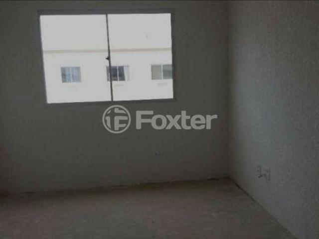 Apartamento em condomínio com 2 dormitórios em Porto Alegre