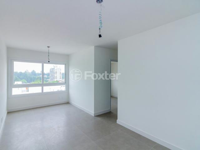 Apartamento em condomínio com 2 dormitórios em Porto Alegre