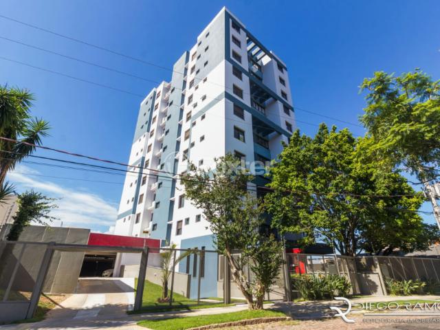 Apartamento em condomínio com 2 dormitórios em Porto Alegre