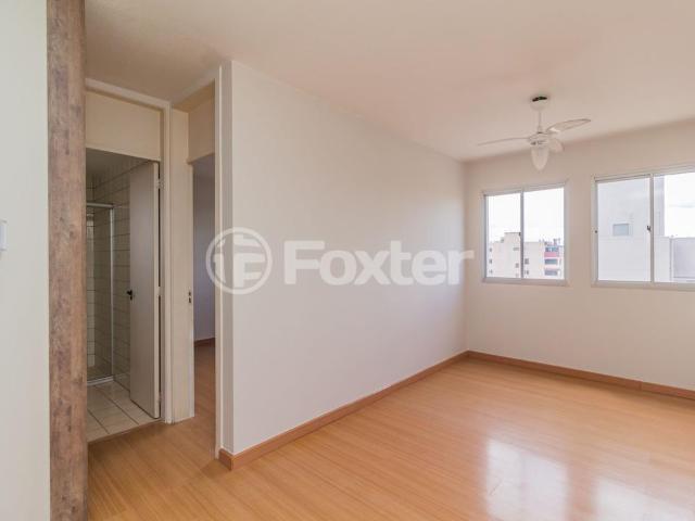 Apartamento em condomínio com 2 dormitórios em Porto Alegre