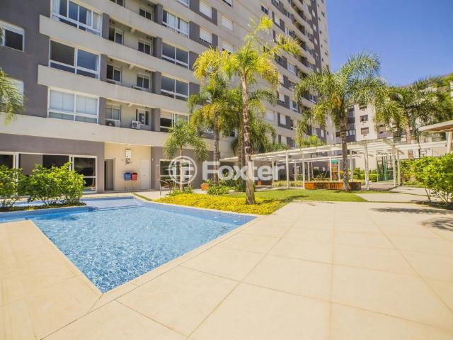 Apartamento em condomínio com 2 dormitórios em Porto Alegre