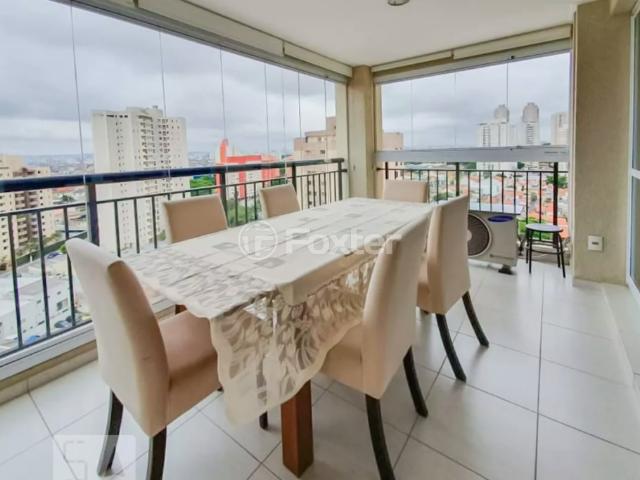 Apartamento em condomínio com 3 dormitórios em São Paulo