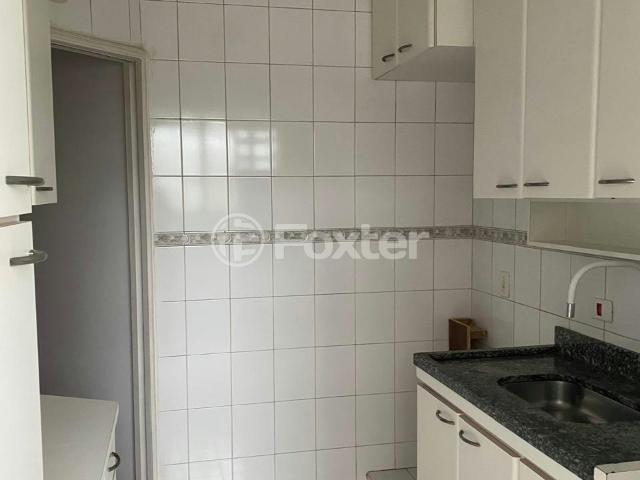 Apartamento em condomínio com 2 dormitórios em São Paulo