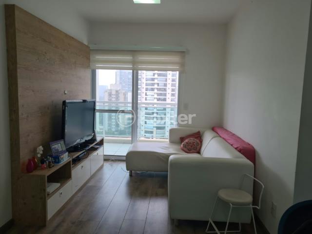 Apartamento em condomínio com 2 dormitórios em São Paulo