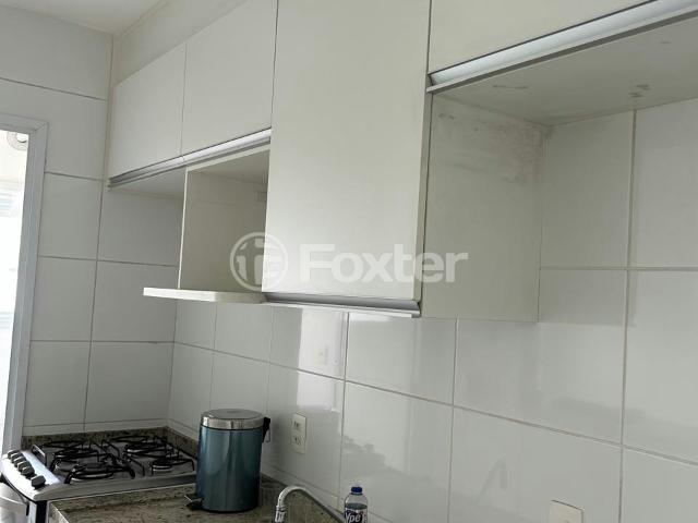 Apartamento em condomínio com 2 dormitórios em São Paulo