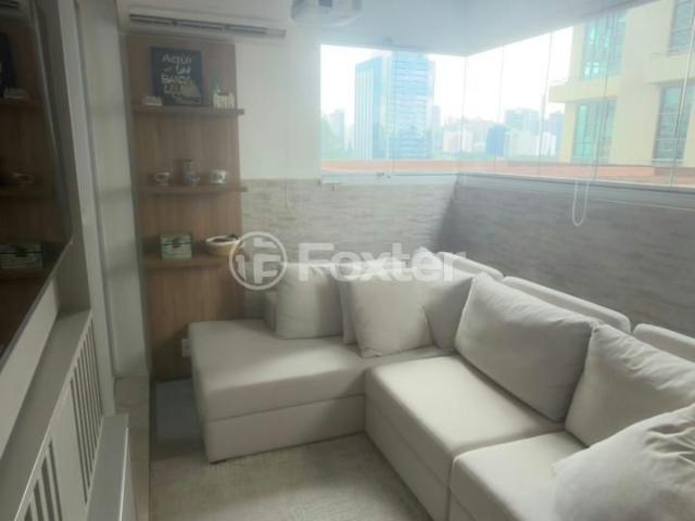 Apartamento em condomínio com 2 dormitórios em São Paulo