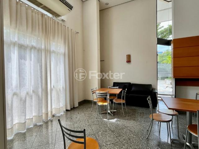 Apartamento em condomínio com 3 dormitórios em São Paulo