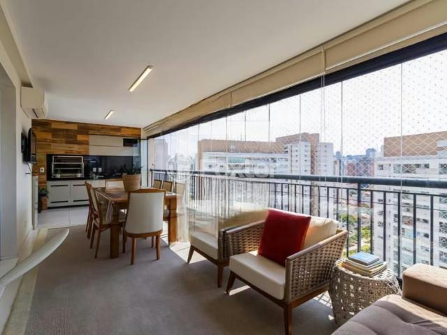 Apartamento em condomínio com 3 dormitórios em São Paulo