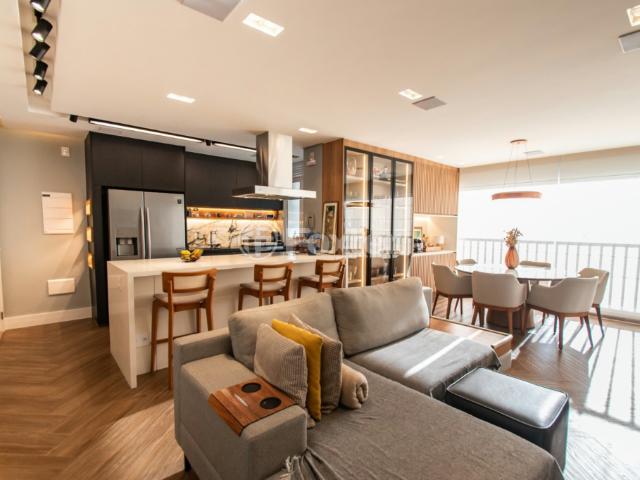 Apartamento em condomínio com 3 dormitórios em São Paulo