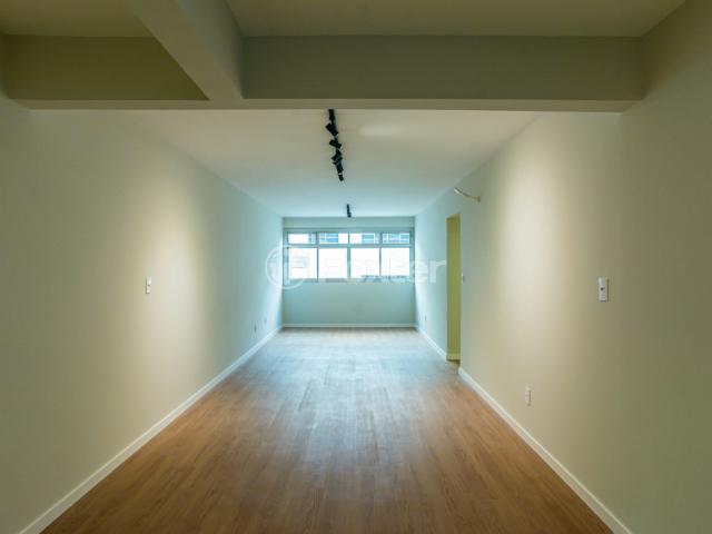 Apartamento em condomínio com 3 dormitórios em São Paulo