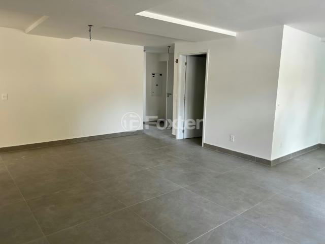 Apartamento em condomínio com 3 dormitórios em São Paulo