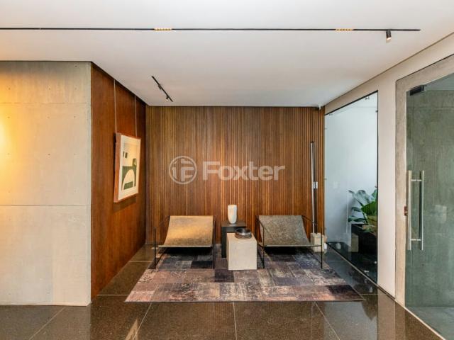 Apartamento em condomínio com 3 dormitórios em São Paulo