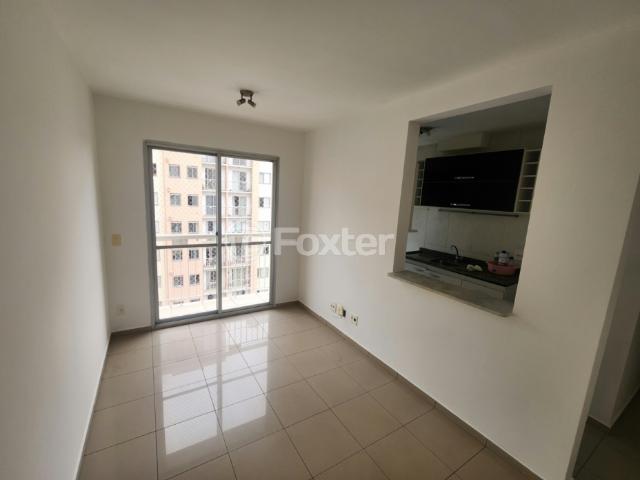 Apartamento em condomínio com 3 dormitórios em São Paulo