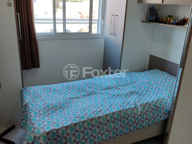 Apartamento em condomínio com 3 dormitórios em São Paulo