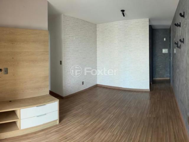 Apartamento em condomínio com 3 dormitórios em São Paulo