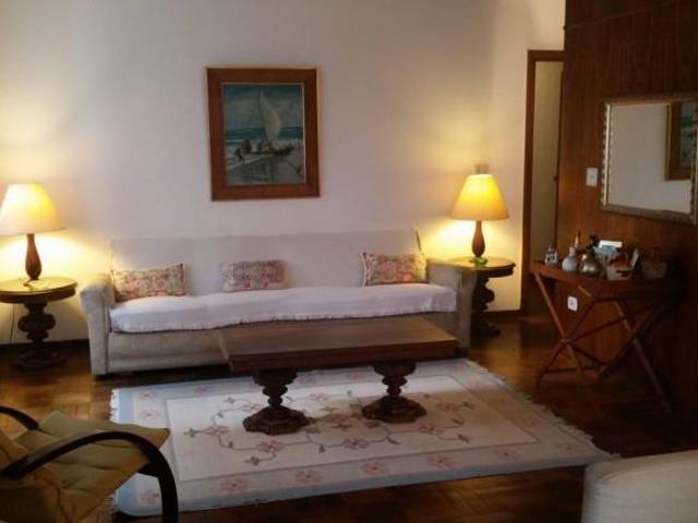 Apartamento em Condomínio Edifício Príncipe em Paraíso com 190m² 3 dormitórios 1 suíte 3 banheiros 2