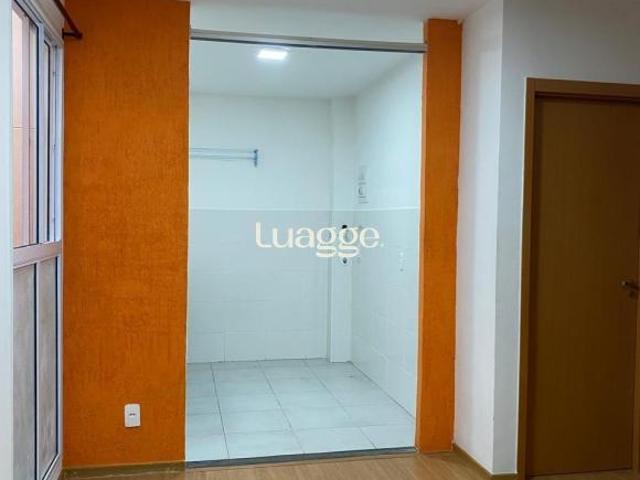 Apartamento em condomínio fechado, 2 dormitórios vaga de garagem no bairro Resti