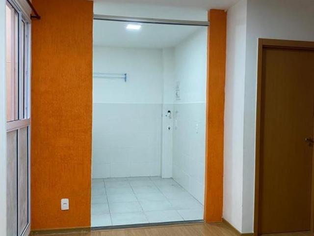 Apartamento em condomínio fechado, 2 dormitórios vaga de garagem no bairro Restinga
