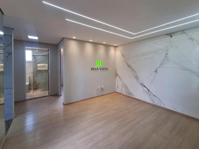 Apartamento em Condomínio Fechado