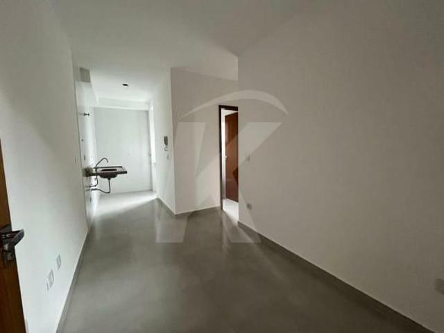 Apartamento em Condomínio 2 Quartos, 1 Vaga de Garagem, próxima ao Metrô Parada Inglesa