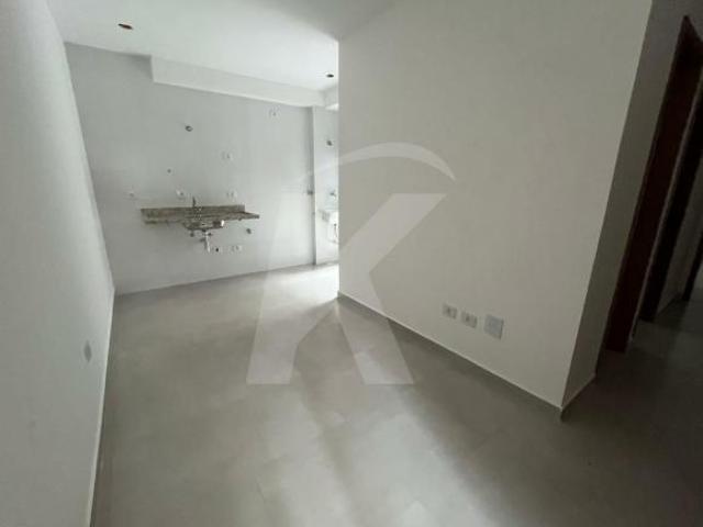 Apartamento em Condomínio 2 Quartos, com Quintal, próxima ao Metrô Parada Inglesa
