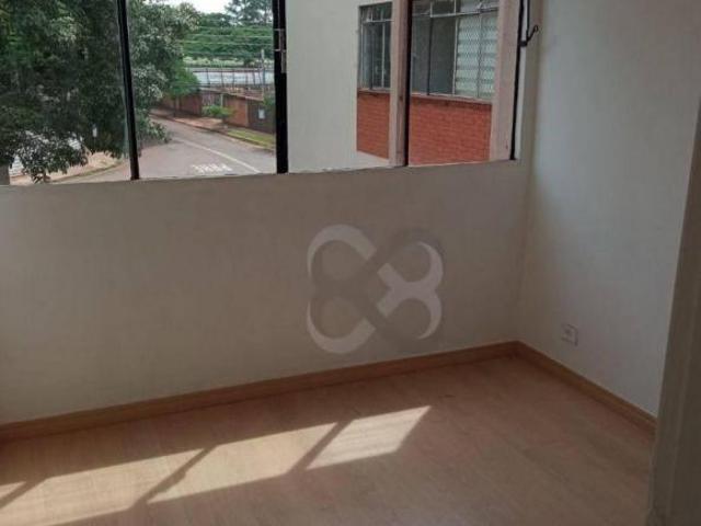 Apartamento em Conjunto Café, Londrina/PR de 58m² 3 quartos à venda por R$ 180.000,00