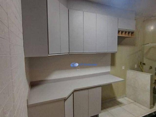 Apartamento em Conjunto Habitacional Marinho, Jacareí/SP de 56m² 2 quartos para locação R$ 1.300,00/mes
