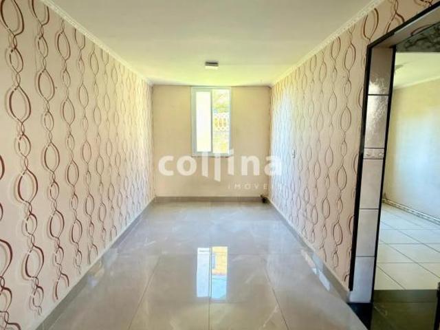 Apartamento em Conjunto Habitacional Presidente Castelo Branco, Carapicuíba/SP de 50m² 2 quartos à v
