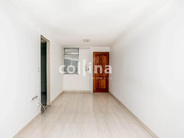 Apartamento em Conjunto Habitacional Presidente Castelo Branco, Carapicuíba/SP de 52m² 2 quartos para locação R$ 1.100,00/mes