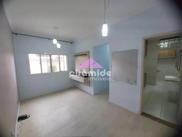 Apartamento em Conjunto Residencial Trinta e Um de Março, São José dos Campos/SP de 46m² 2 quartos à venda por R$ 304.000,00