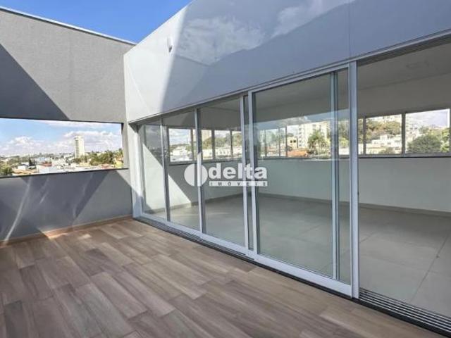 Apartamento em cobertura disponível para venda no bairro Patrimônio em Uberlândia MG