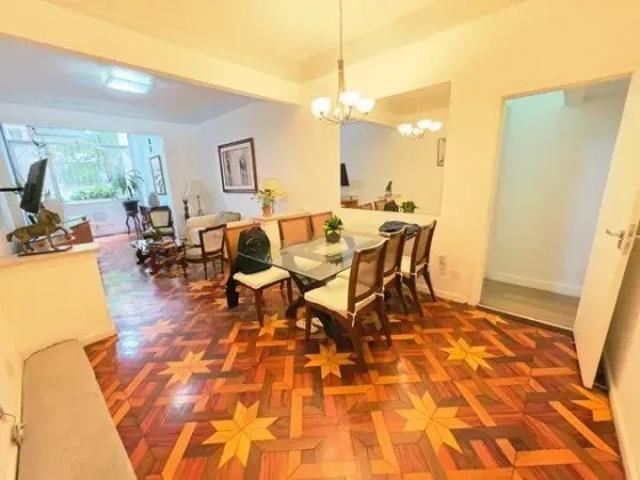 Apartamento em Copacabana, Rio de Janeiro/RJ de 146m² 3 quartos à venda por R$ 1.599.900,00
