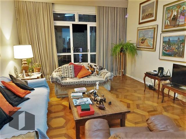 Apartamento em Copacabana, Rio de Janeiro/RJ de 143m² 4 quartos à venda por R$ 1.599.900,00