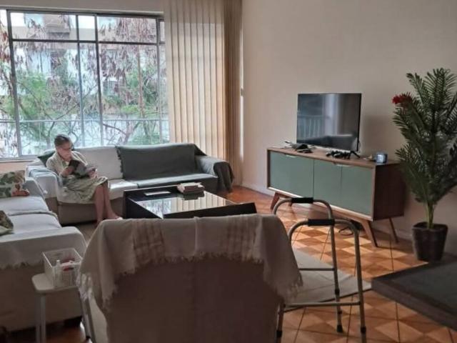 Apartamento em Copacabana, Rio de Janeiro/RJ de 156m² 3 quartos à venda por R$ 1.649.900,00