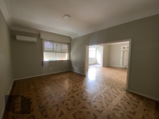 Apartamento em Copacabana, Rio de Janeiro/RJ de 200m² 4 quartos à venda por R$ 2.099.000,00