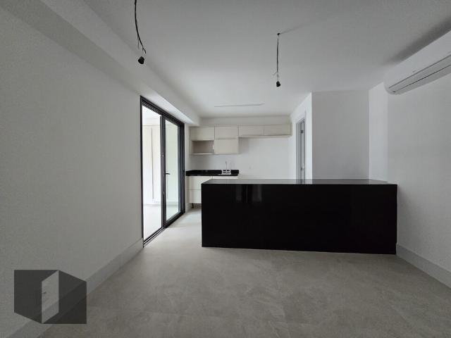 Apartamento em Copacabana, Rio de Janeiro/RJ de 72m² 2 quartos à venda por R$ 2.549.000,00